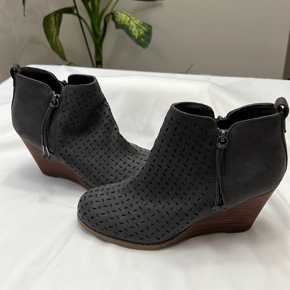 Report | Shoes | Wedge Booties | Poshmark